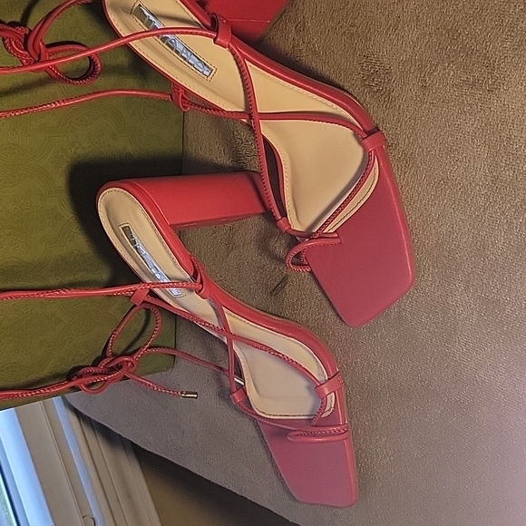 Liliana | Shoes | Red Strappy Block Heel Sandal | Poshmark